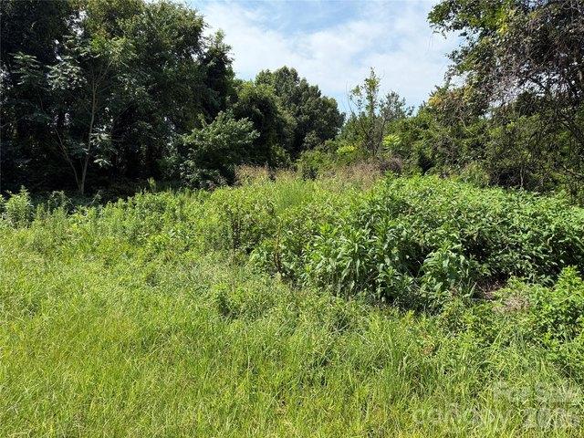 5049 1 Trinity Church Rd, Kannapolis, NC 28081