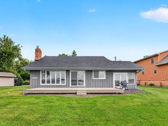 50400 Bayside Ave, Rush City, MN 55069
