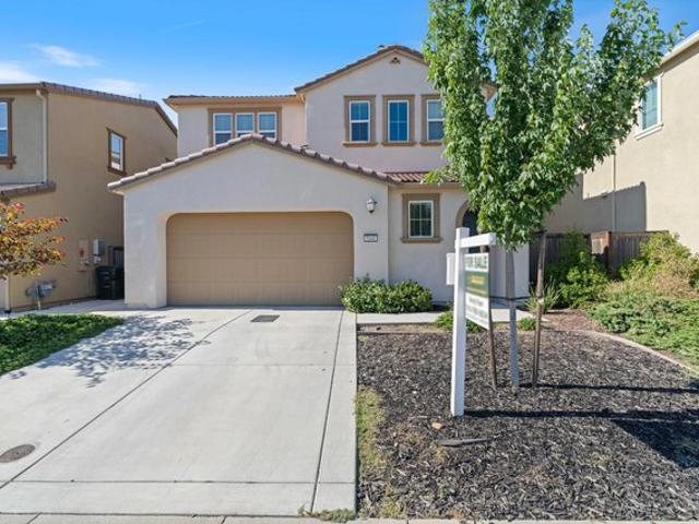 5040 Ashbrook St, Roseville, CA 95747