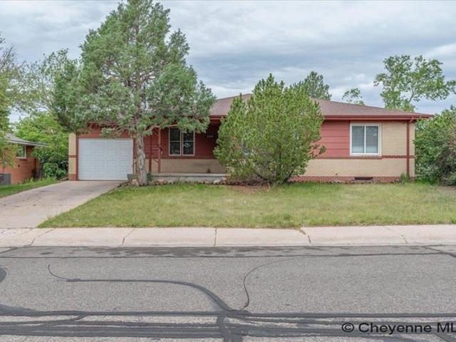 5040 Greybull Ave, Cheyenne, WY 82009