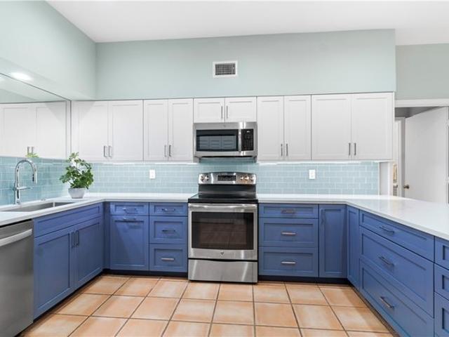 5040 Harmony Cir Apt 107, Vero Beach, FL 32967