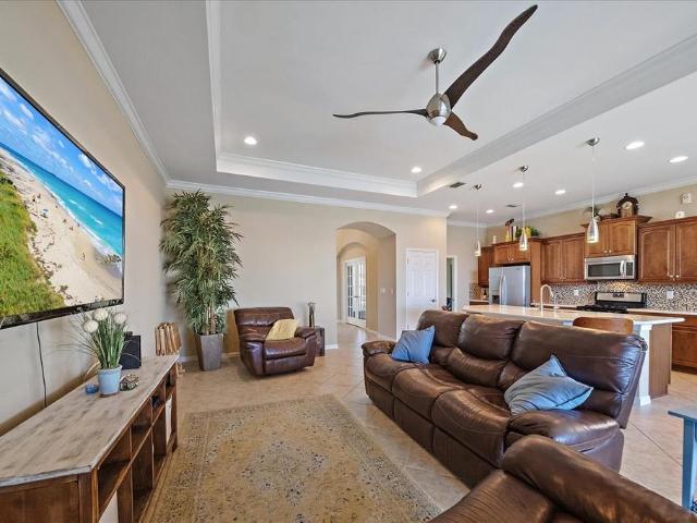 5040 Lake Overlook Ave, Bradenton, FL 34208 | MLS #A4688
