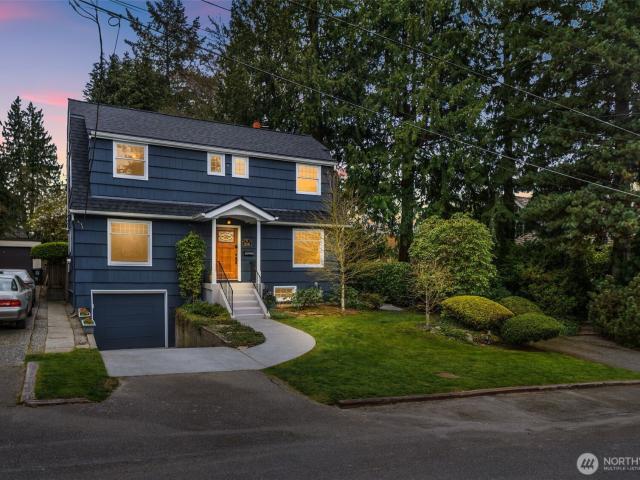 5041 SW Prince St, Seattle, WA 98116 | MLS #2506 | Compass