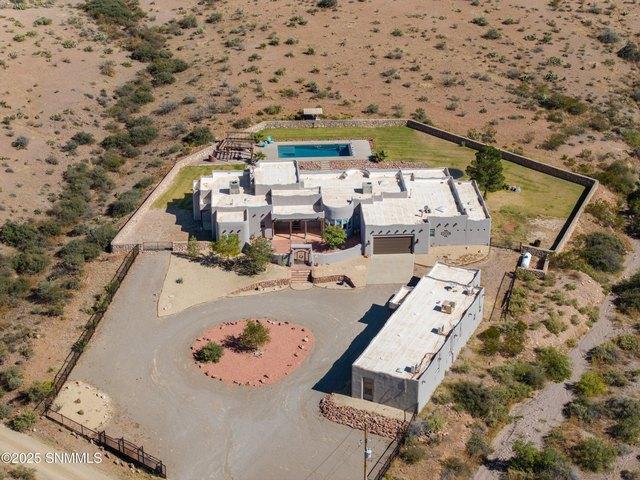 5041 Silver King Rd, Las Cruces, NM 88011