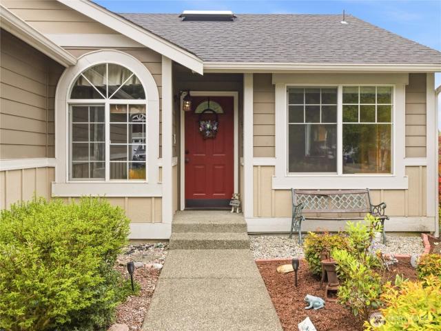 5042 Chambers Creek Loop SE