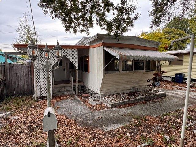5042 76th St N, Saint Petersburg, FL 33709