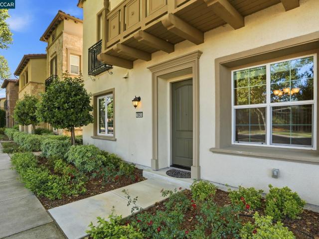 5043 Ivyleaf Springs Rd