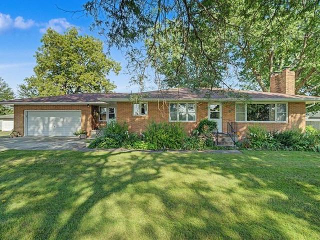 504 3rd St NW, Dayton, IA 50530