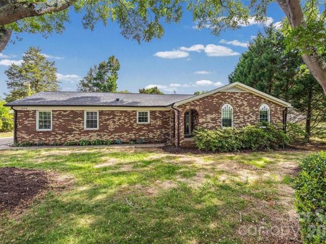 504 Carson Rd, Gastonia, NC 28052