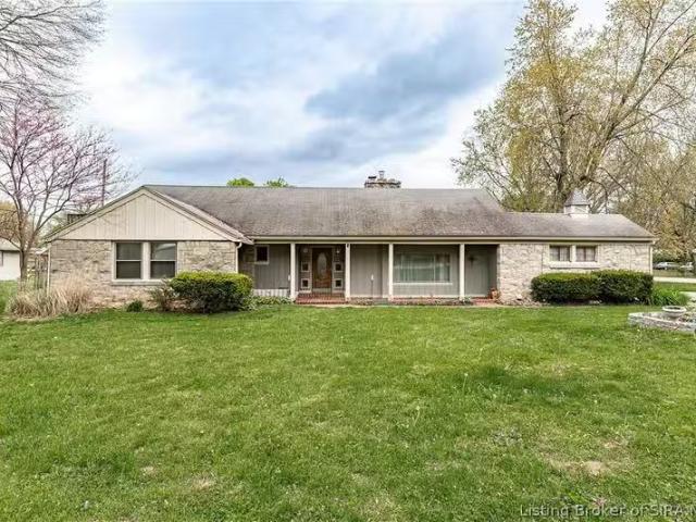 504 ALLISON LN, JEFFERSONVILLE, IN 47130 Single Family Residen.