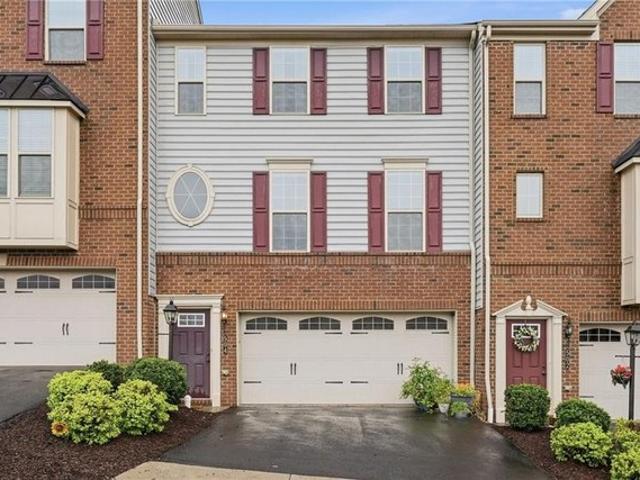 504 Aprilmae Way, Pittsburgh, PA 15237