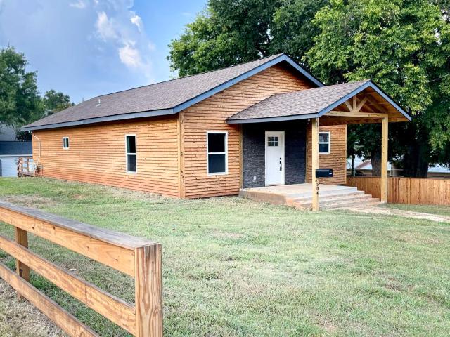 504 Austin Ave