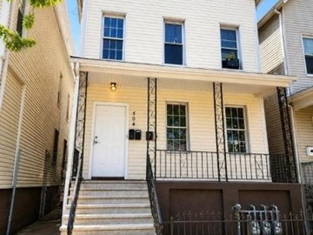 504 Bond St, Elizabeth City, NJ 07206