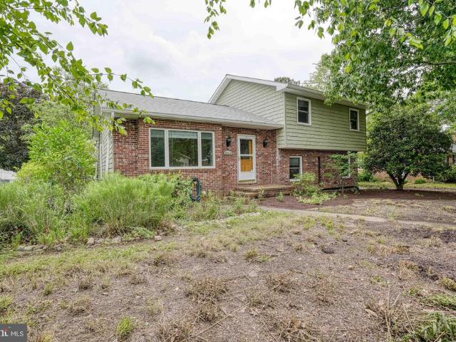 504 Bainbridge Place