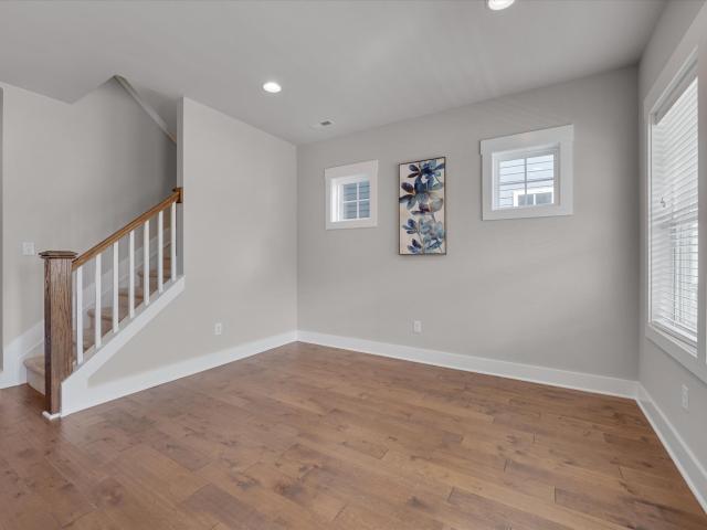 504 Beacon Ridge Boulevard