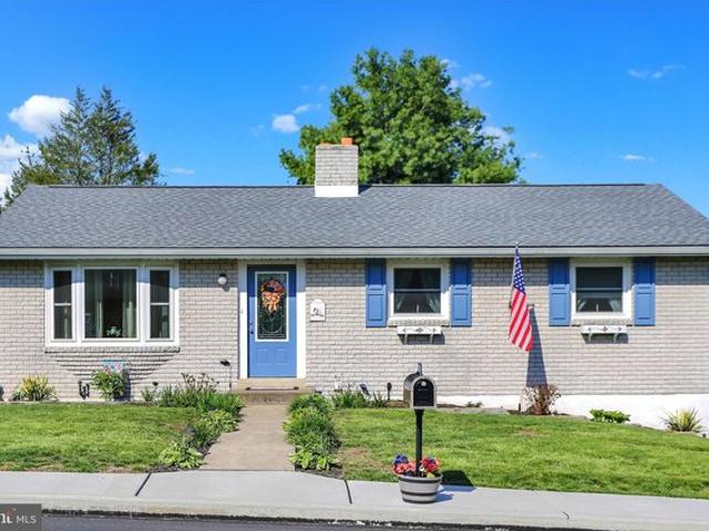 504 Bickel Dr, Hamburg, PA 19526