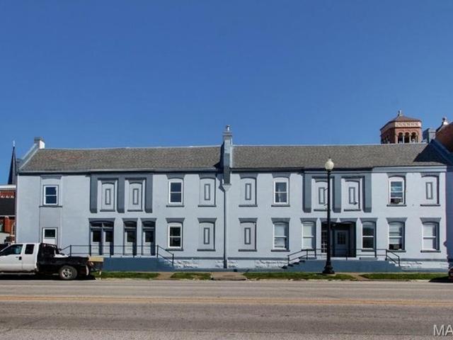 504 Broadway St, Hannibal, MO 63401