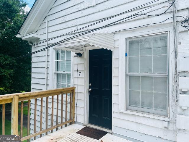 504 Broad Street APT 7