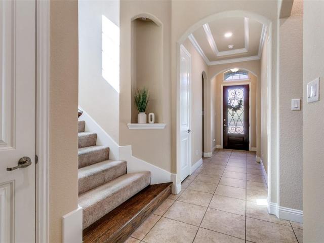 504 Garden Ave, Euless, TX 76039 | MLS #21206 | Compass