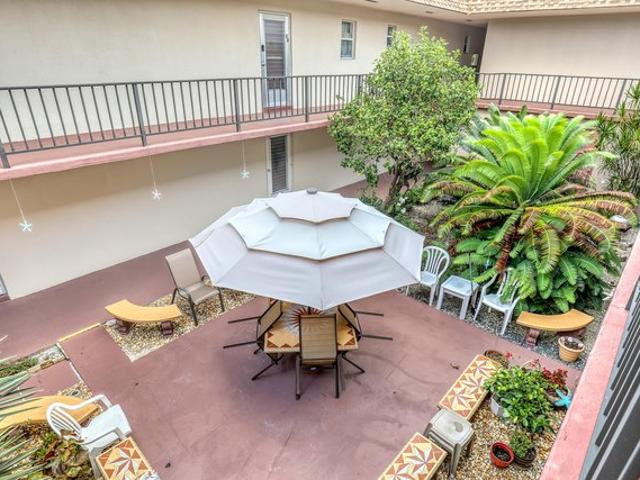 504 Davis Rd Apt 96, Palm Springs, FL 33461