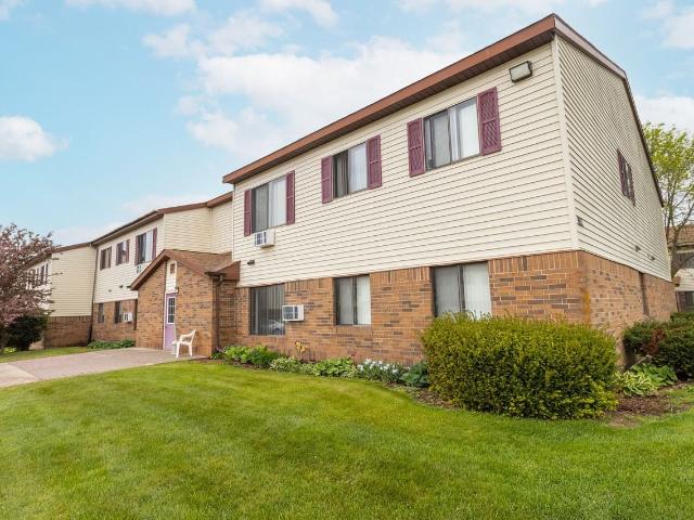 504 E 21st Street 2 Bedroom Apartment for Rent at 504 E 21st St, Marshfield, WI 54449