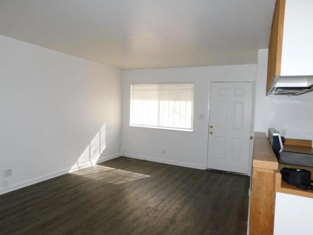 504 E Bianchi Rd #4, Stockton, CA 95207
