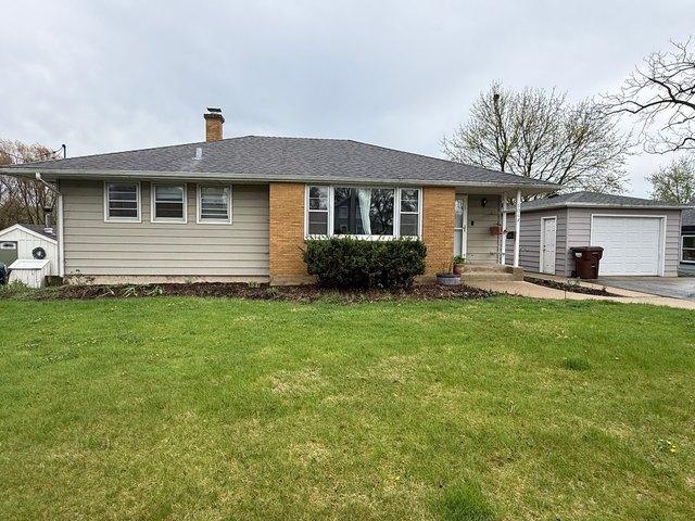 504 E Calhoun St, Woodstock, IL 60098