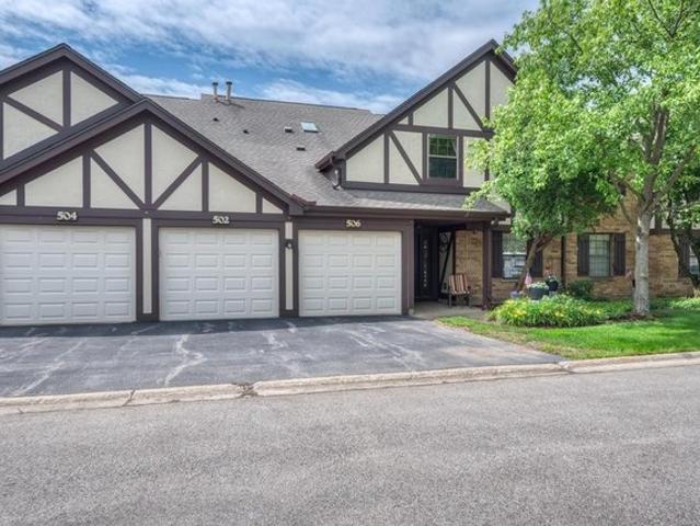 504 Elizabeth Dr Unit 18B, Wood Dale, IL 60191