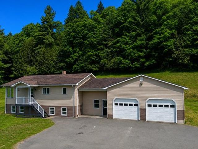 504 Fontaine Rd, Charleston, VT 05872
