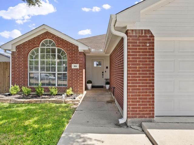 504 Fort Worth Street