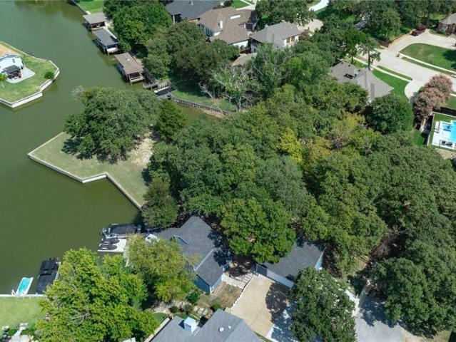 504 Harbor Dr S, Azle, TX 76020 | MLS #21071