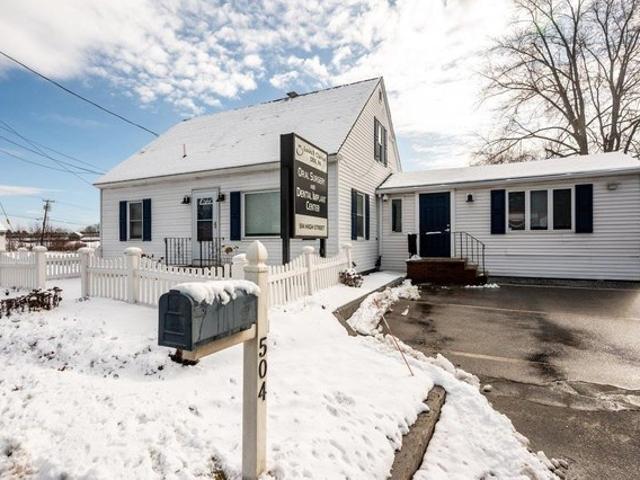 504 High St, Somersworth, NH 03878