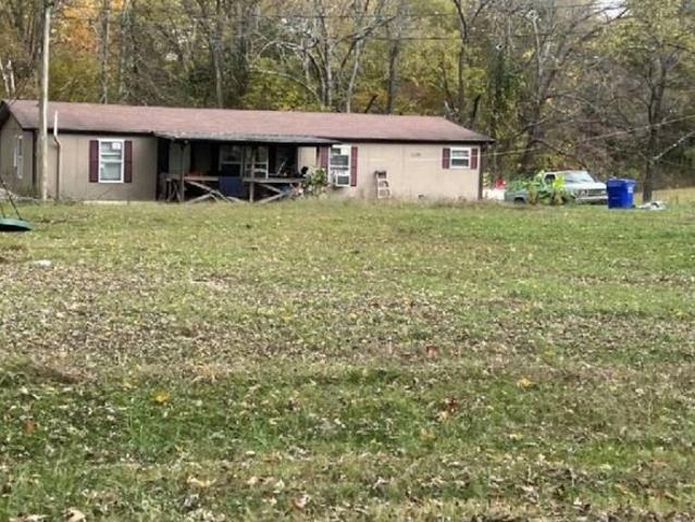 504 Highland Rd, Westmoreland, TN 37186