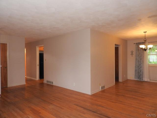 504 Hillsboro Parkway