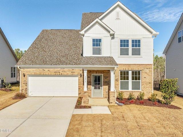 504 Hipwood Dr, Zebulon, NC 27597