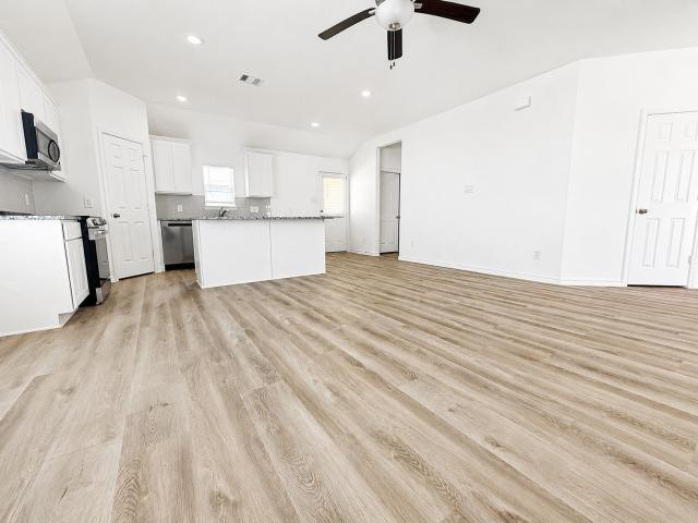 504 Oak Chase Avenue