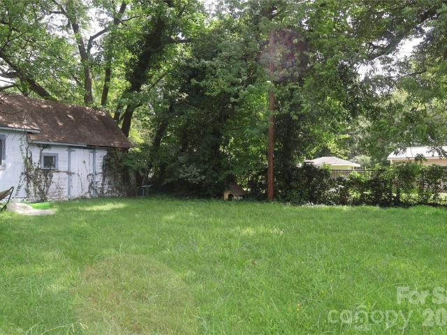 504 Oak Street