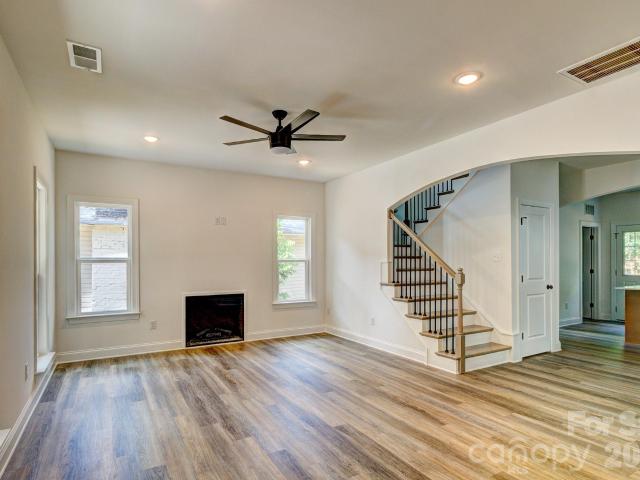 504 Oakland Drive