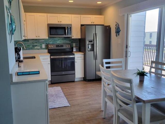 504 Lark Lane # 8
