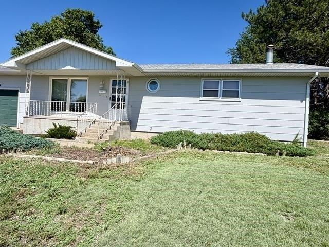504 N 4th St, Wakeeney, KS 67672