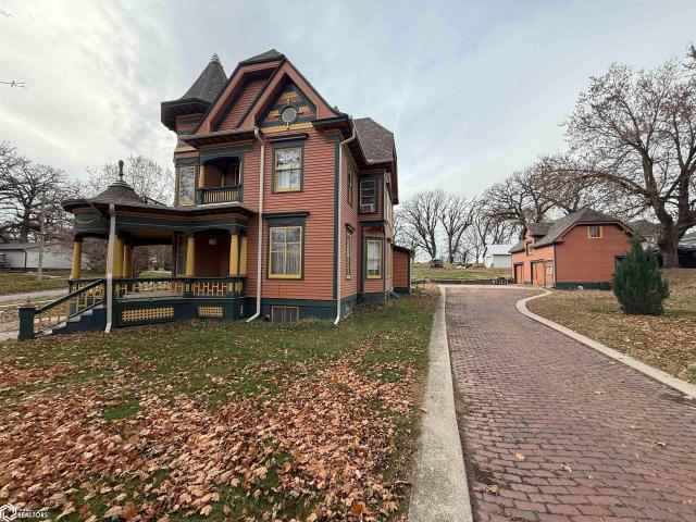504 N Cherry Street