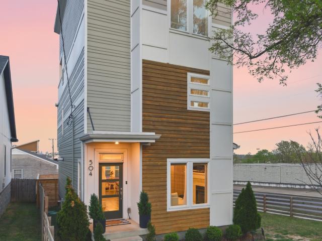 504 Newton Ave