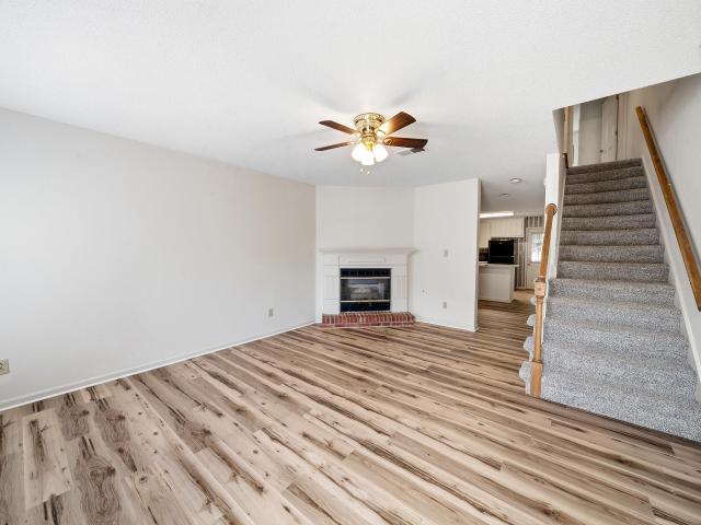 504 S Townes Court