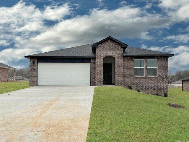 504 S Cherry St, Beebe, AR 72012