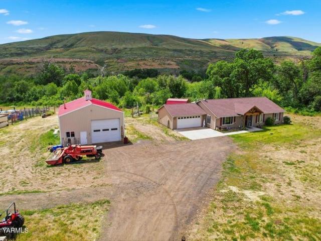 504 S Fork Rd, Yakima, WA 98903