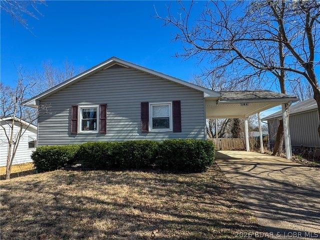 504 S Hunter St, Versailles, MO 65084