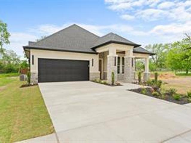 504 Stallings St, Terrell, TX 75160 | Compass