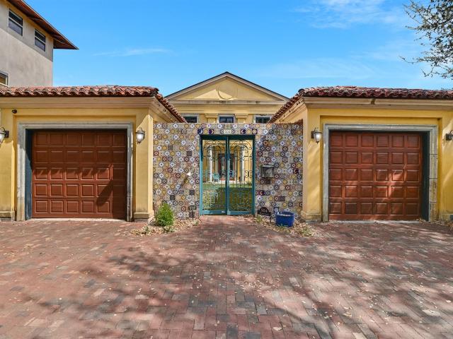 504 Sunny Ln, Austin, TX 78704 | MLS #3199 | Compass