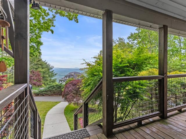 504 Panorama Dr