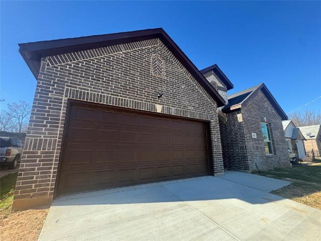 504 Paradise St, Fort Worth, TX 76111 | MLS #21161 | Compass